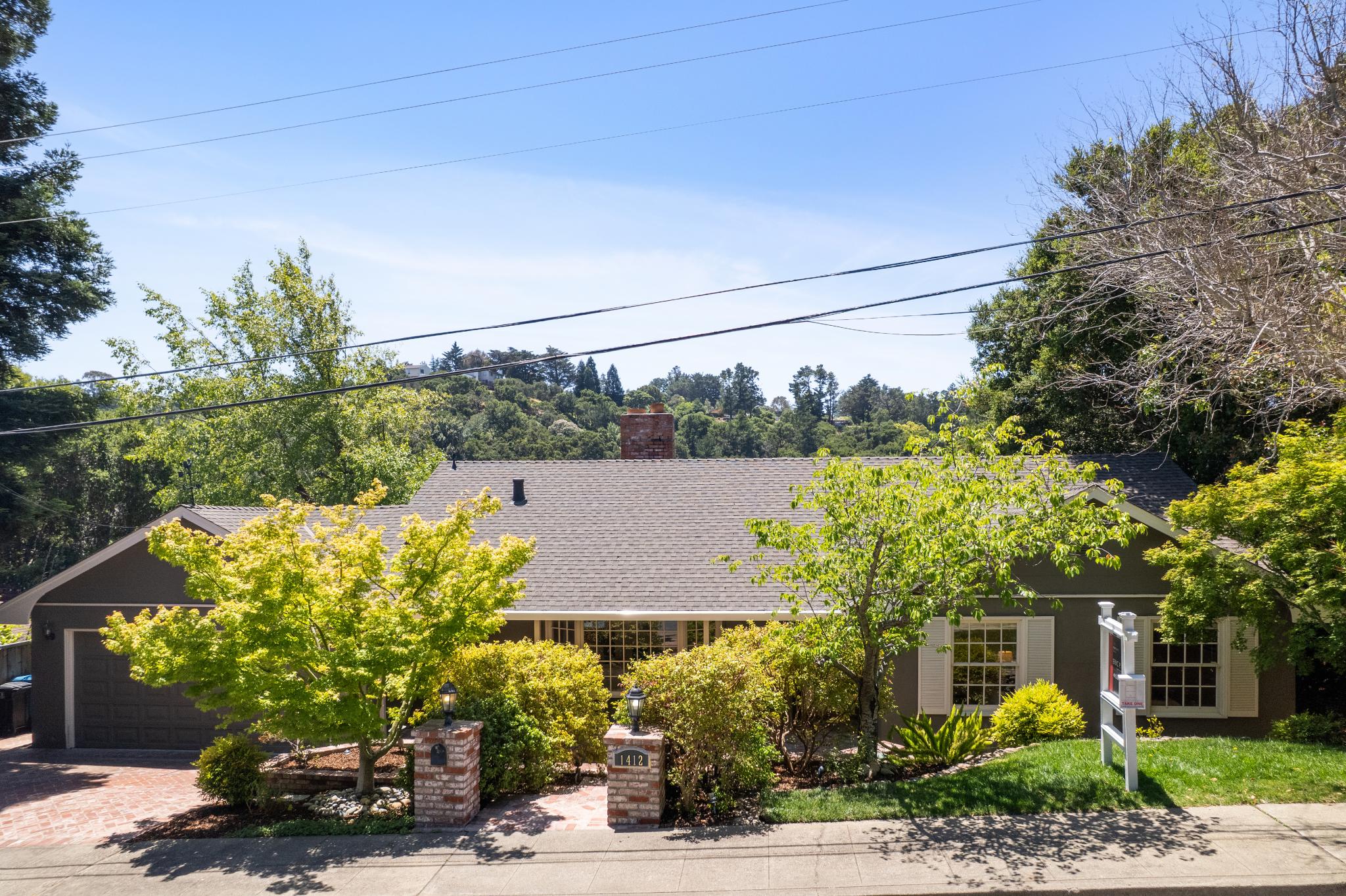 1412 Rainbow Drive presented by Eric P. Lin