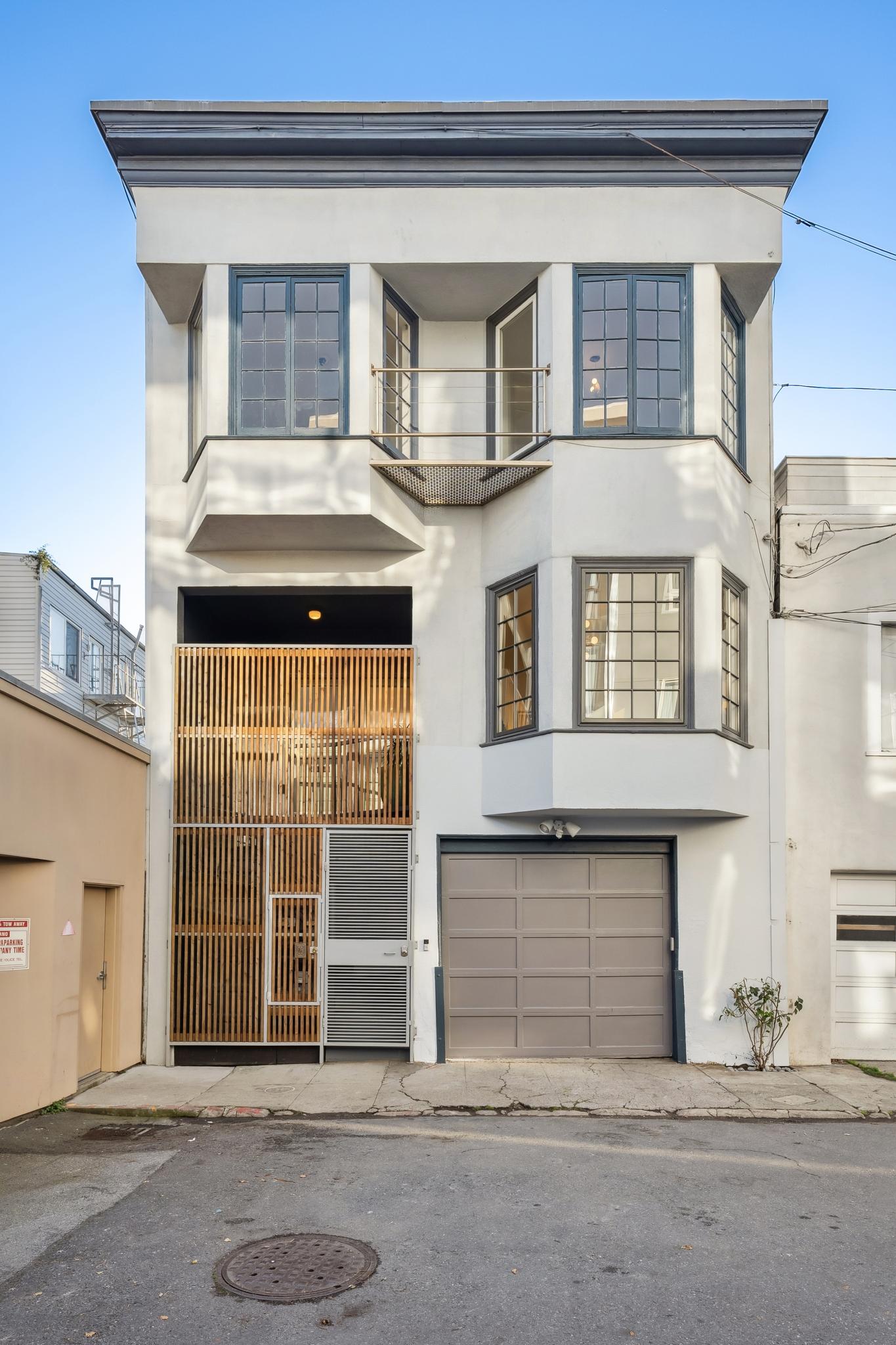 144 Dore Street presented by David Ayerdi