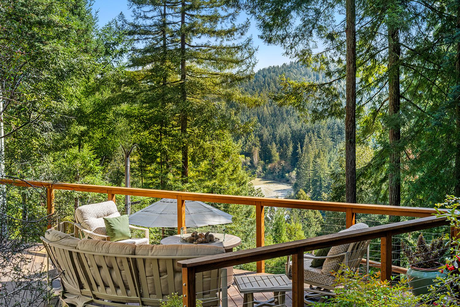 14490 Solaridge Road presented by Theresa Disbro