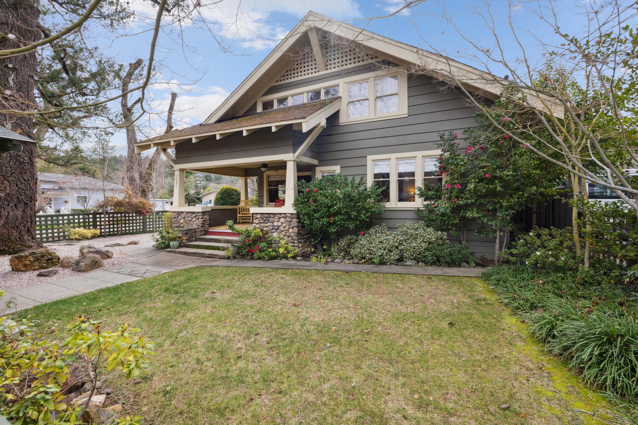 1601 Cedar Street presented by Brian Durnian