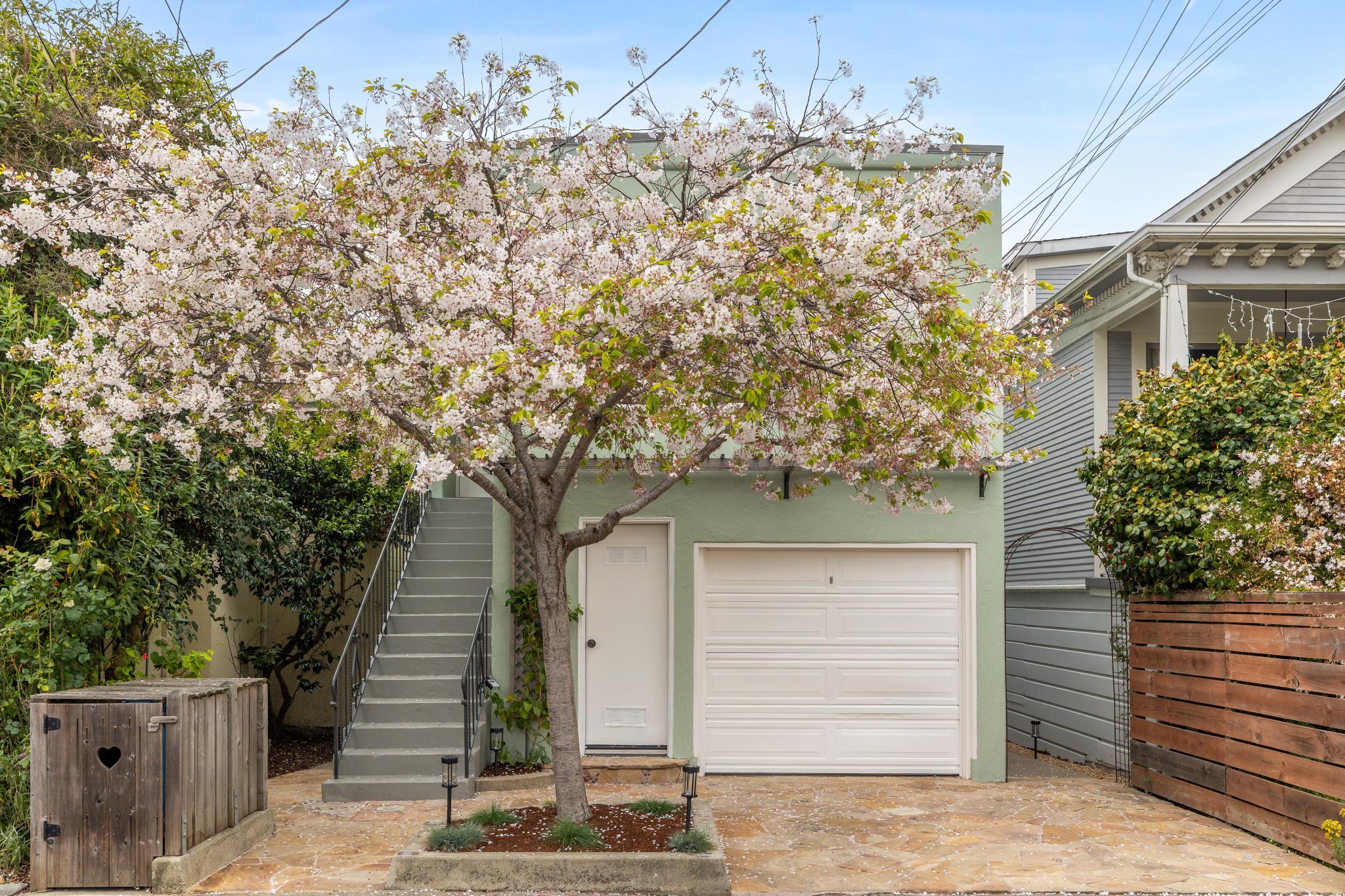 1626 Kains Avenue presented by Adrienne Krumins and Anian Pettit Tunney