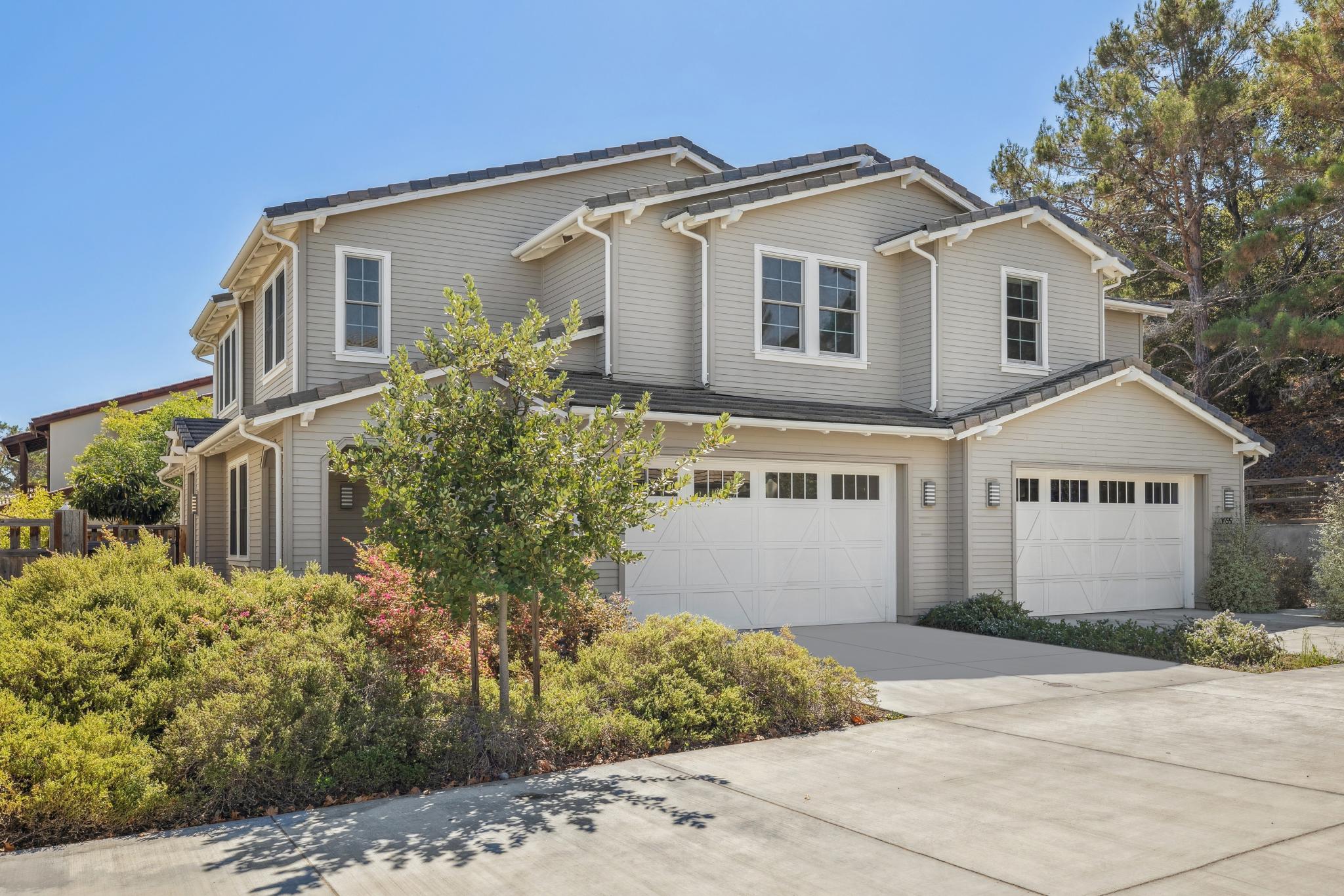 1635 Amherst Court presented by Stanford Faculty Staff Housing