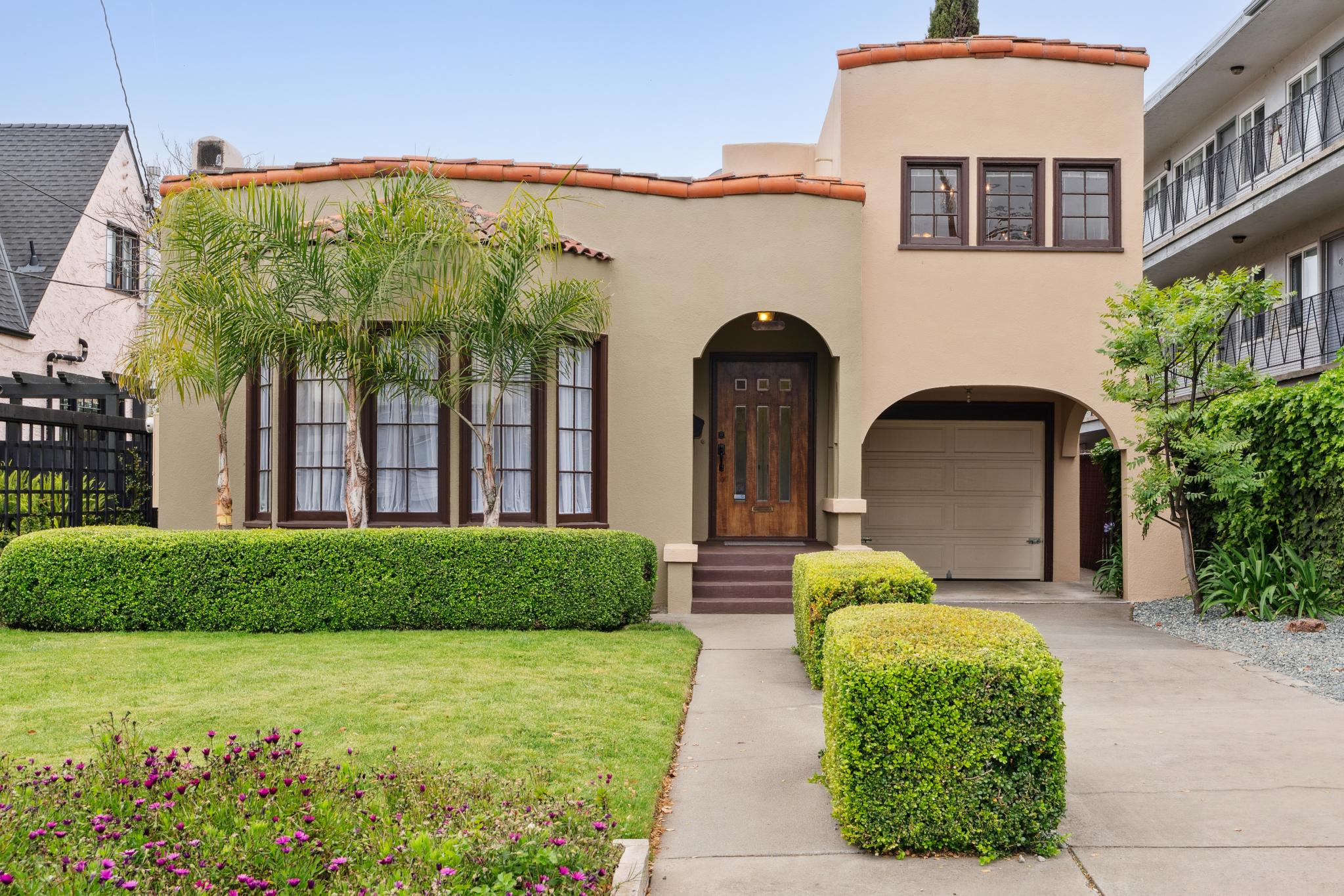 1808 Santa Clara Avenue presented by Lillian Silva and Kathleen Ratto