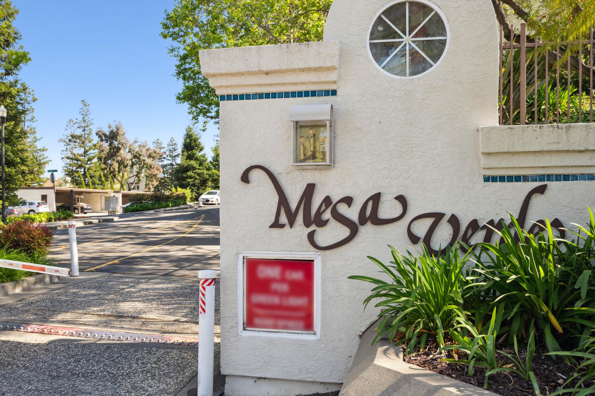 21103 Gary Drive presented by Elena Mendelson