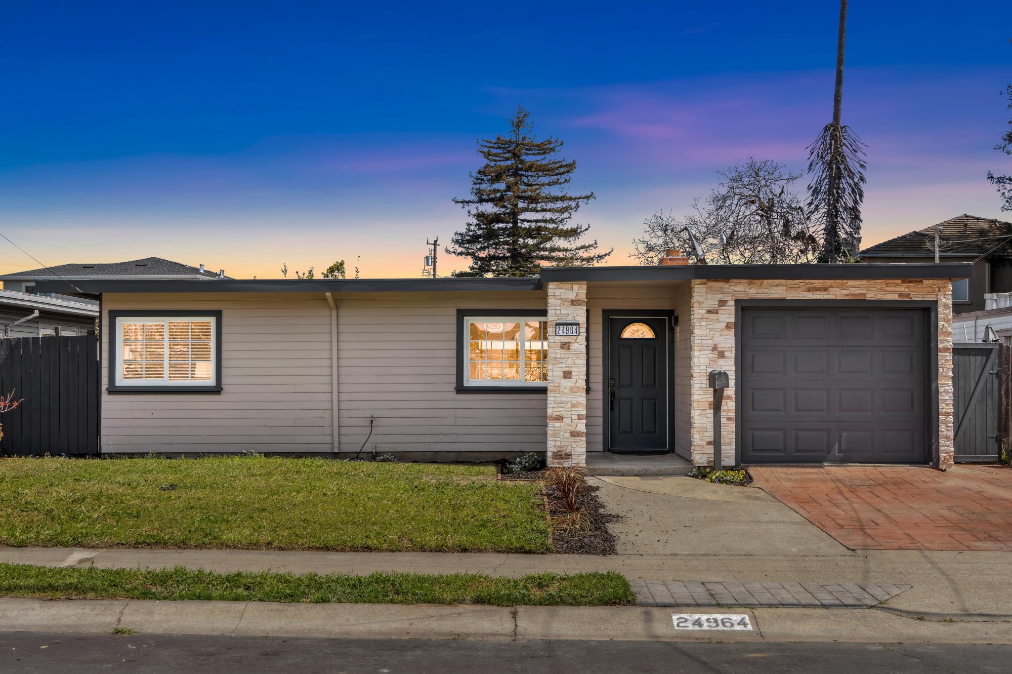 24964 Lucien Way presented by Gerald Guay