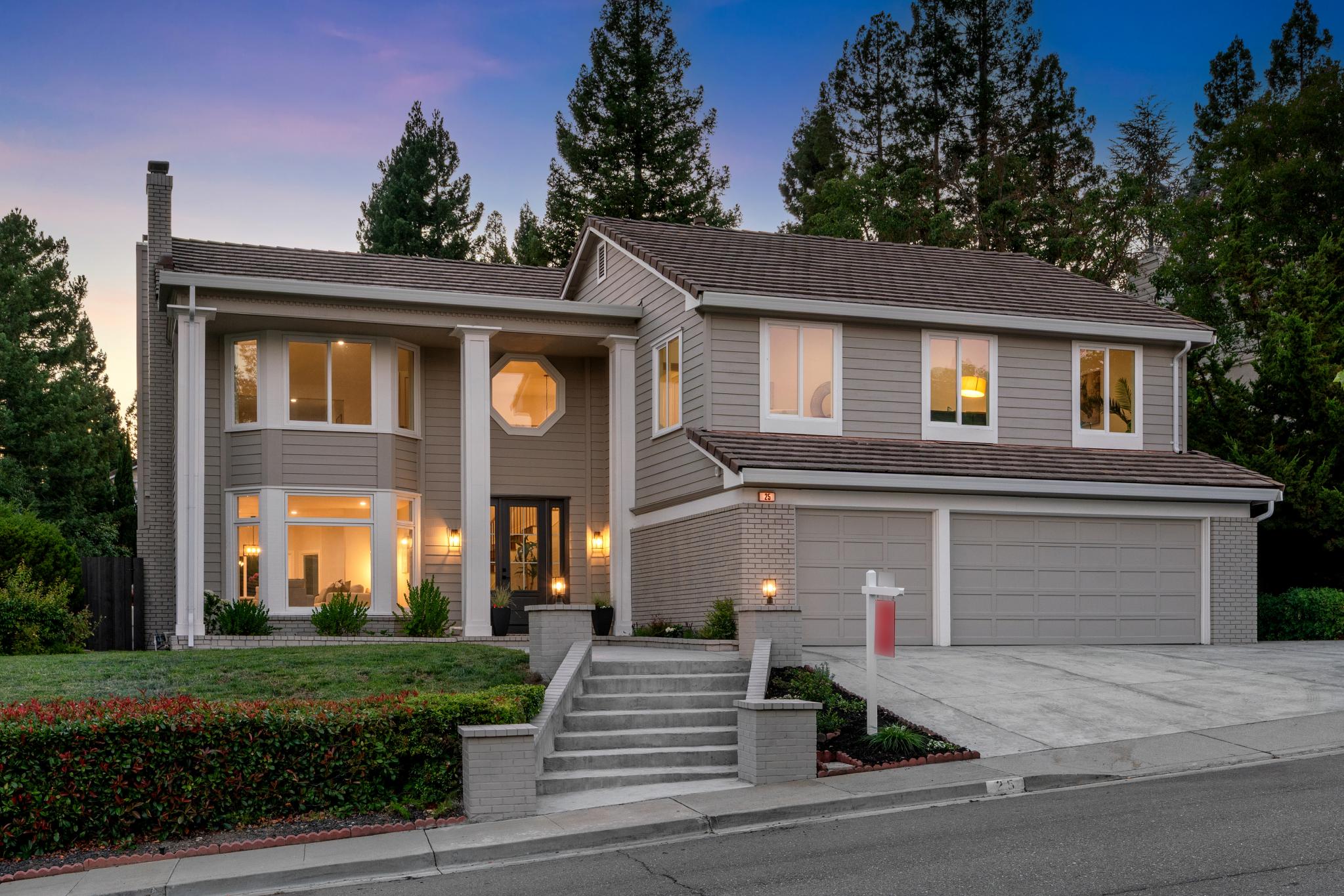 25 Mackenzie Place presented by Jill Fusari and Michelle Torretta