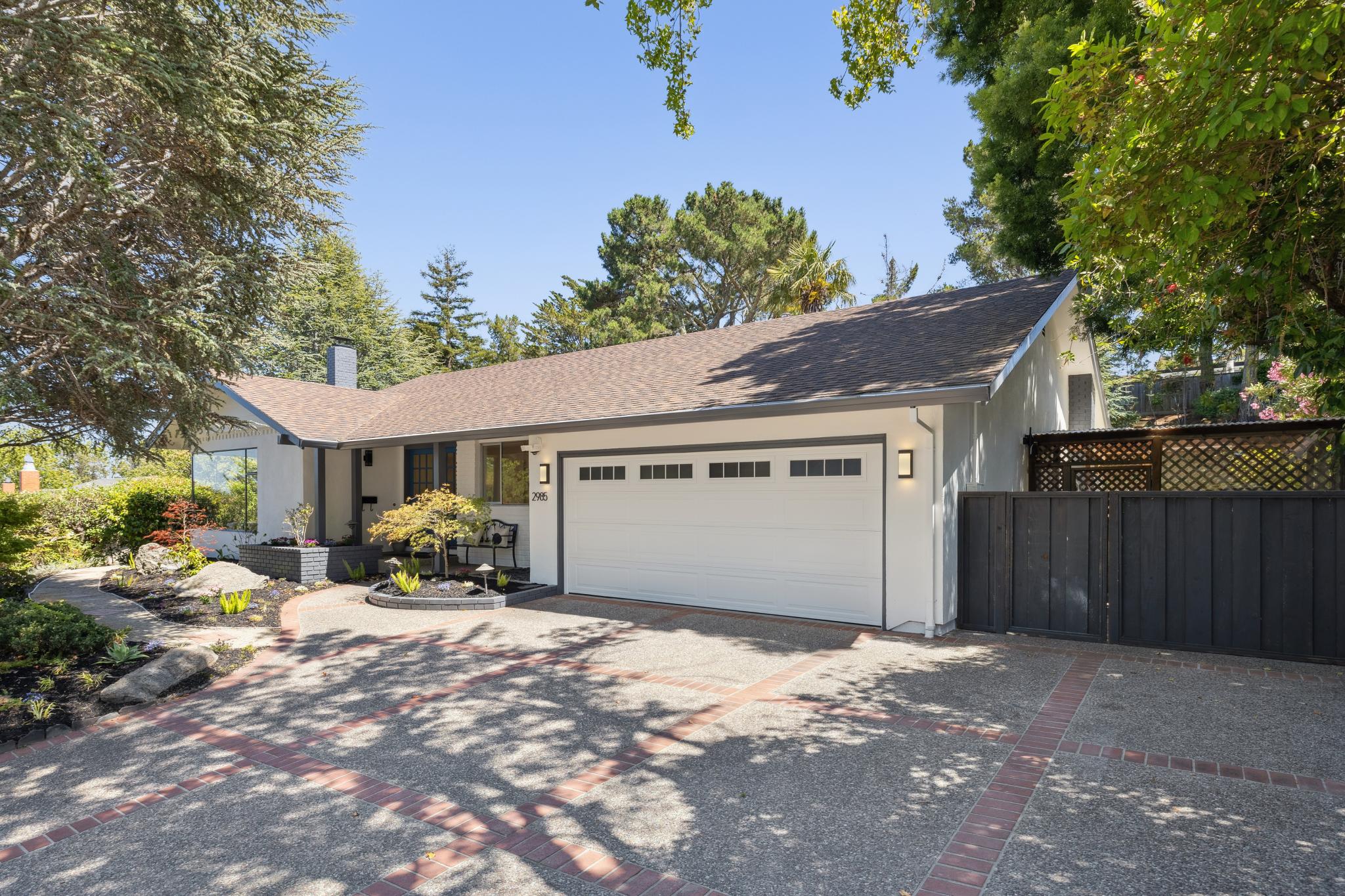2985 Trousdale Drive presented by Disen Cai