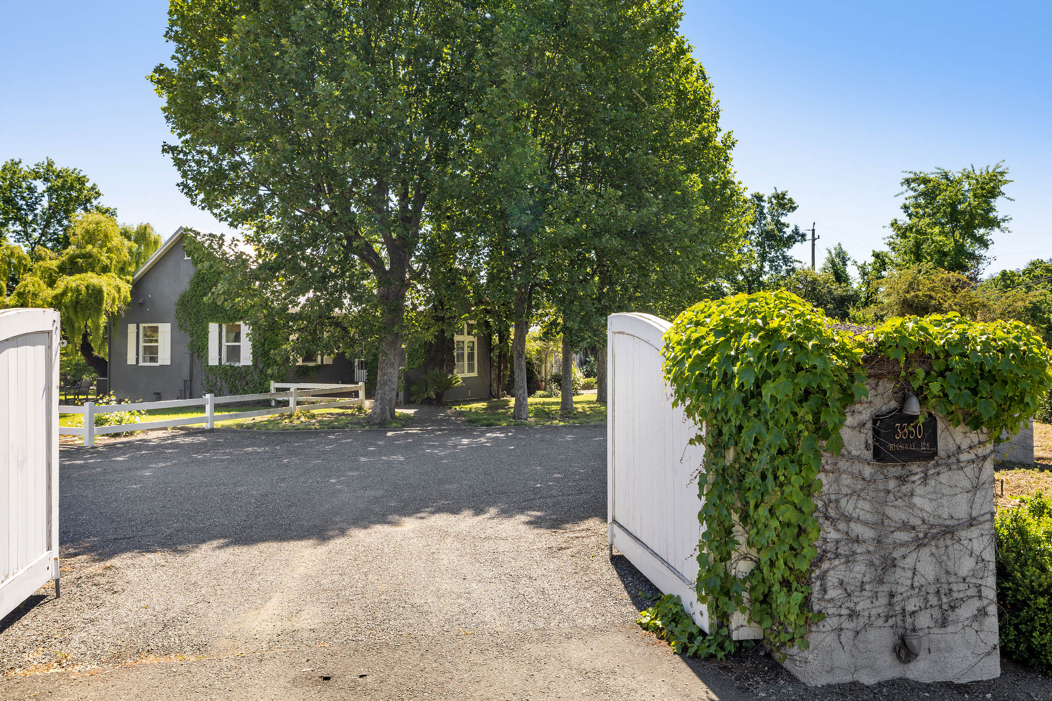 3350 California 128, Calistoga - Presented by Brian Durnian