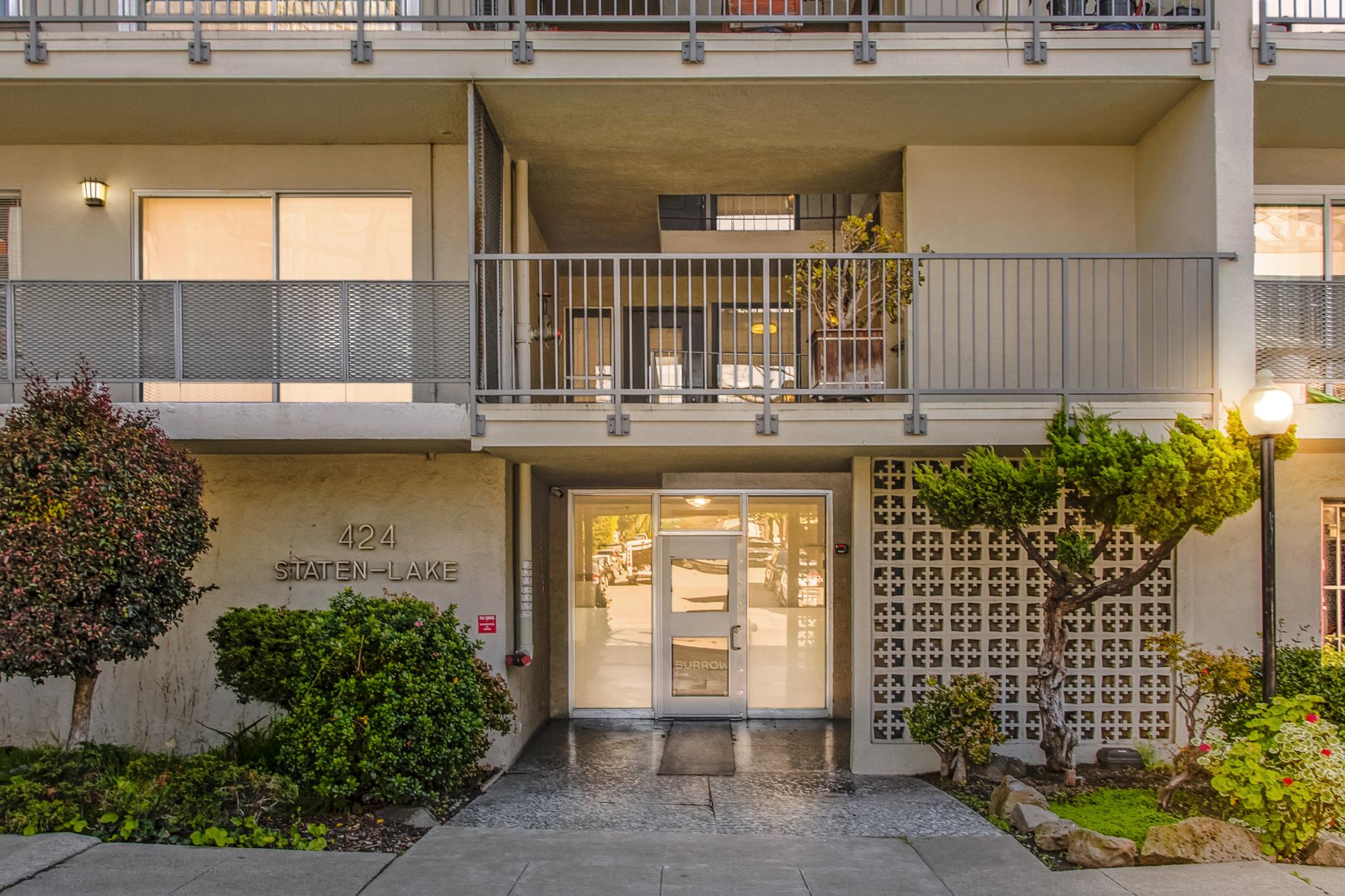 424 Staten Avenue presented by Bill Charman and Kwesi Roberts