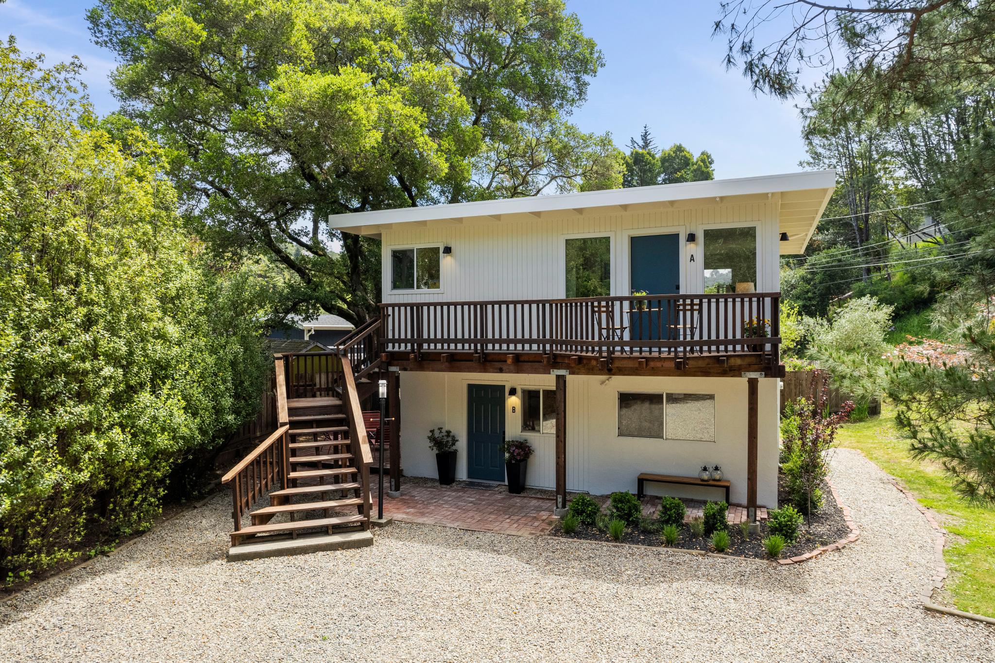 550 Browning Street presented by Adrienne Murphy and Glen Barras