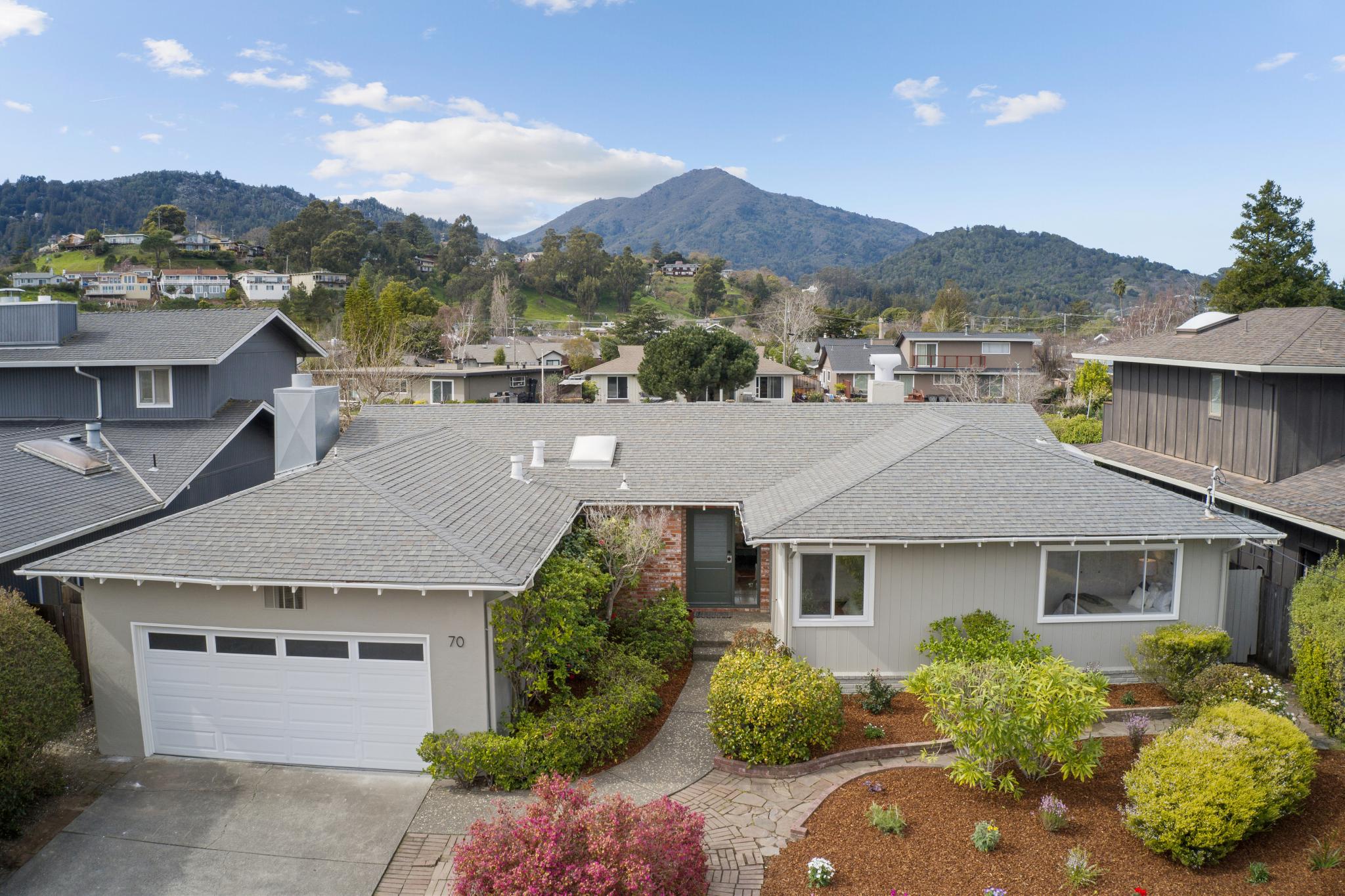 70 Birch Avenue presented by Jenn Pfeiffer