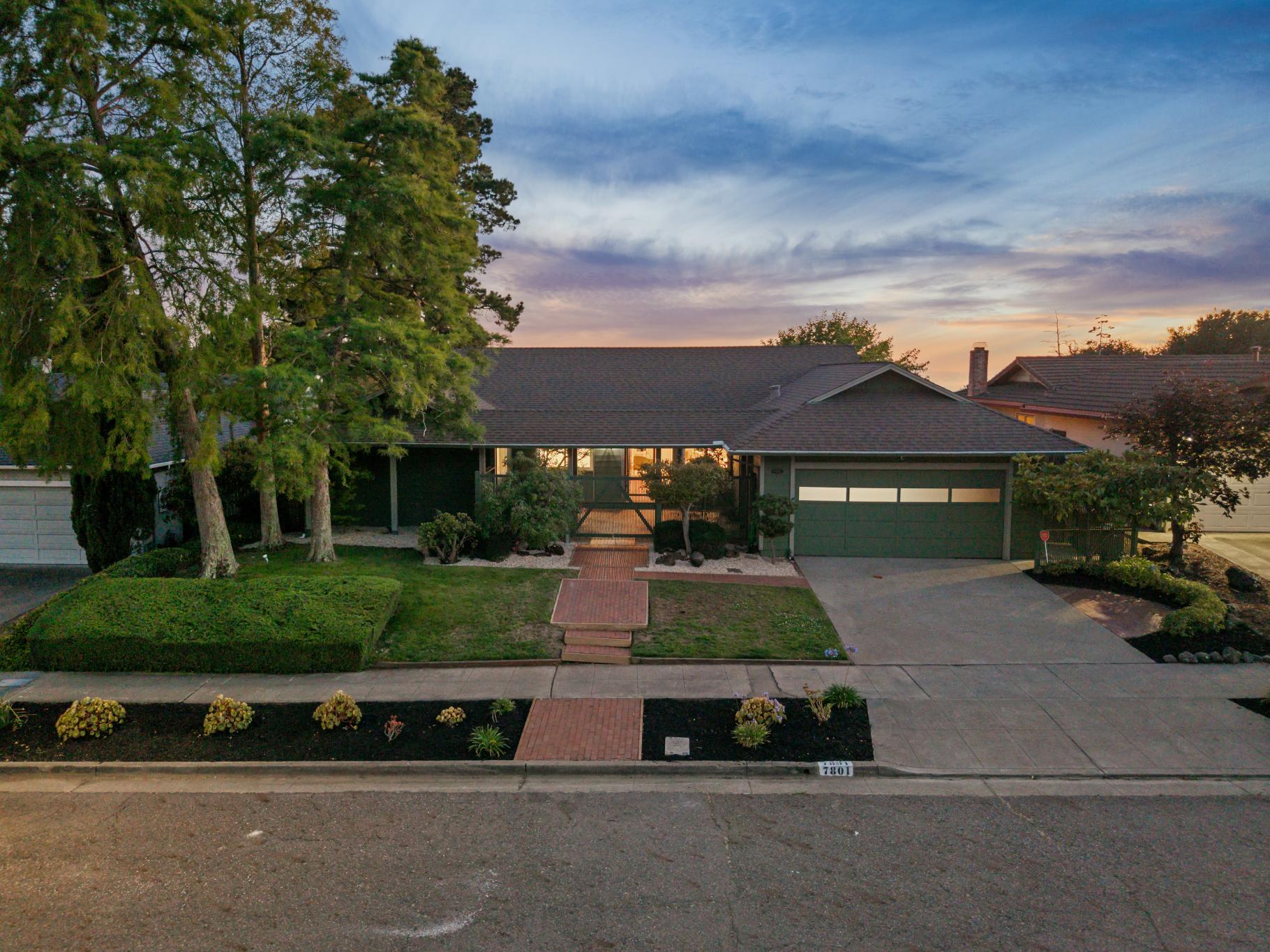 7801 Hansom Drive presented by Martha Hill